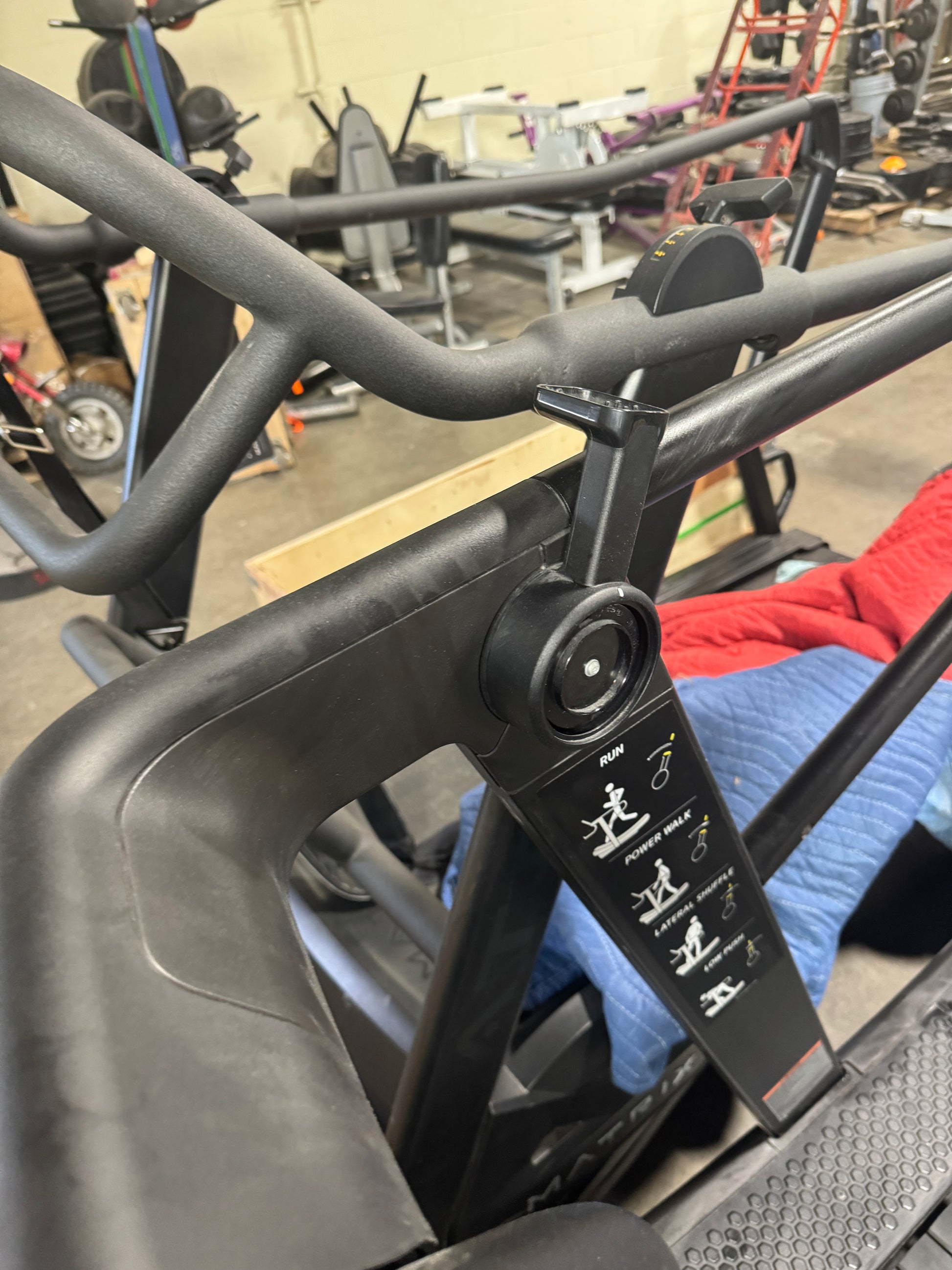 Technogym Skillmill Curved Treadmill motorless – Midwest Used Fitness ...