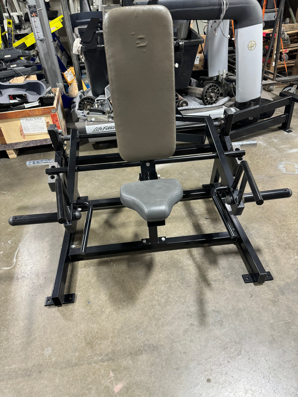 Hammer Strength PL-SH Plate-Loaded Seated/Standing Shrug – Midwest Used ...
