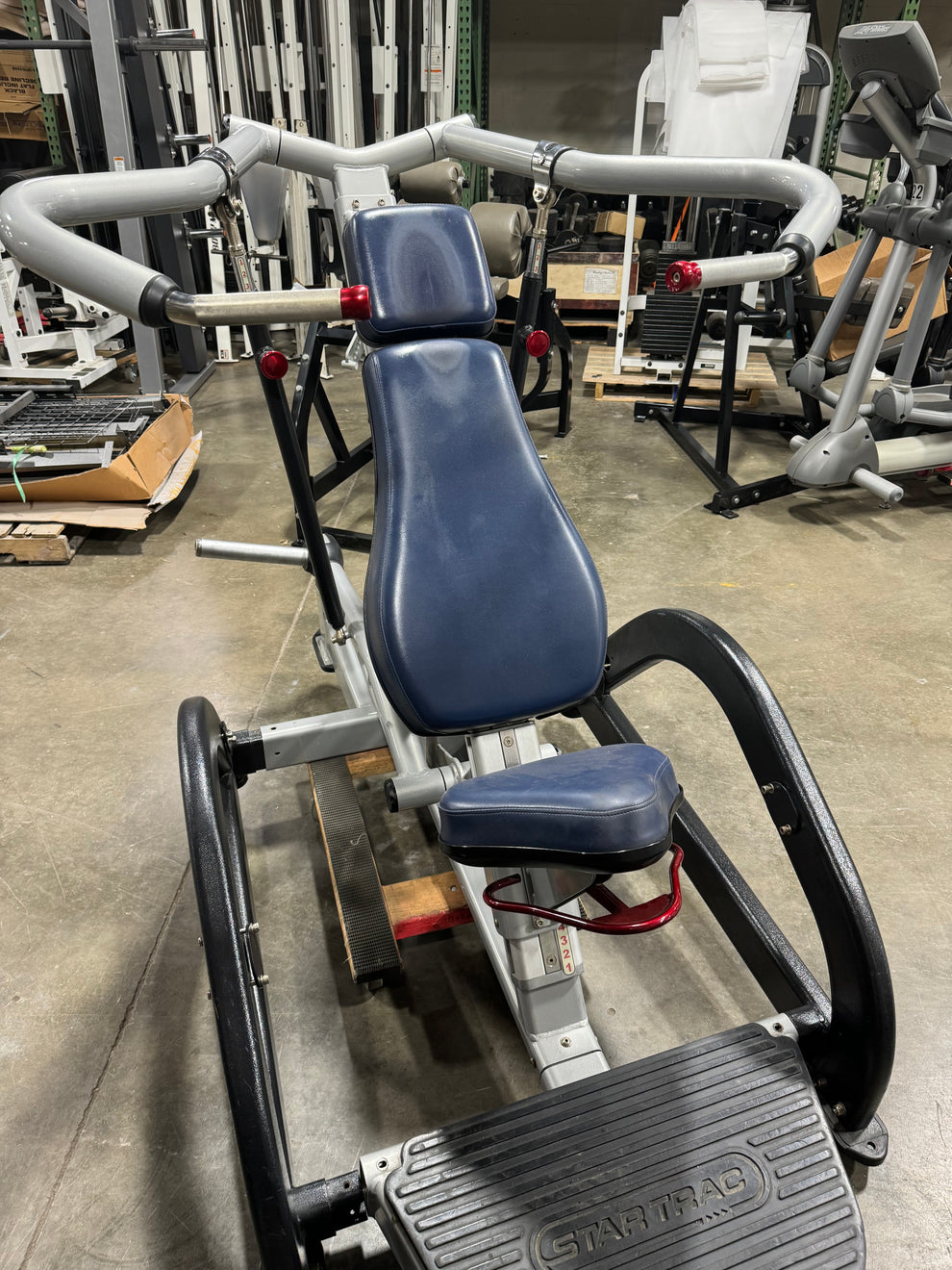 Star Trac Leverage Incline Chest Press – Midwest Used Fitness Equipment
